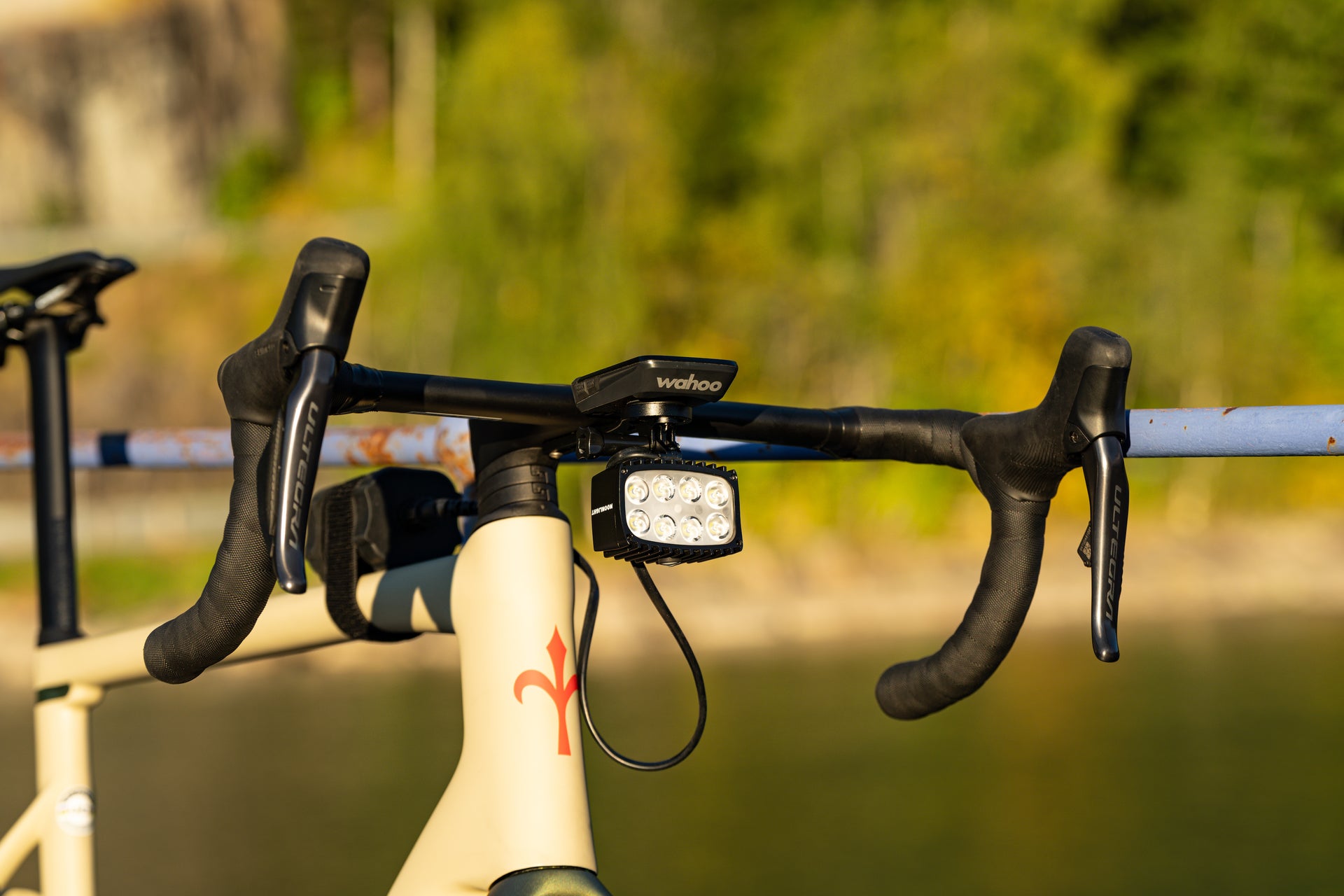 How To Choose The Best Lights For Cycling – Moonlight